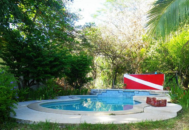 PH Pool01 800 | RUSHKULT