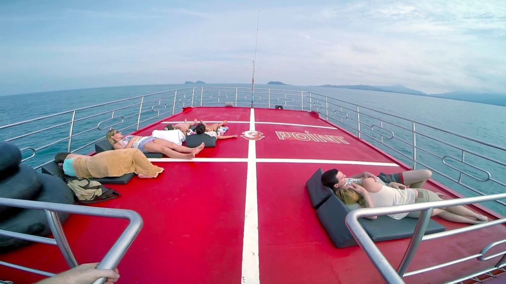 VIP Sun Deck Chilling | RUSHKULT