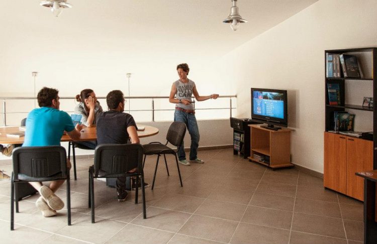 class room 2 | RUSHKULT