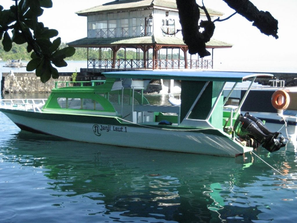 dive boat 2 | RUSHKULT