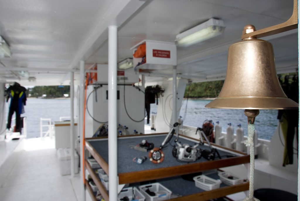 liveaboard Dive Deck | RUSHKULT