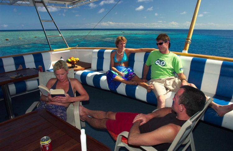 liveaboard lounge deck | RUSHKULT