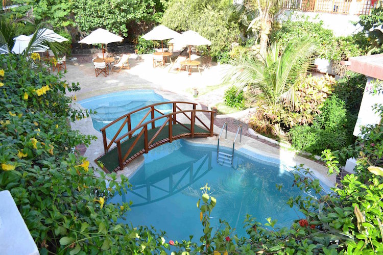 pool area silberstein | RUSHKULT