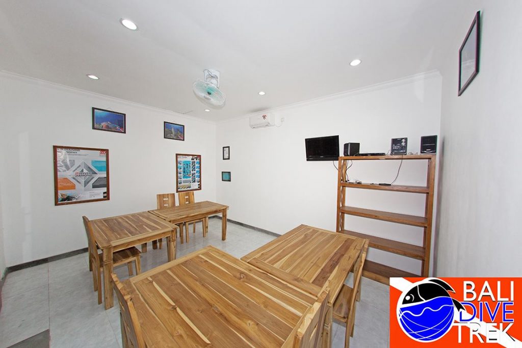 scuba classroom bali | RUSHKULT