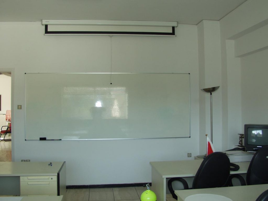 scuba dive center class room | RUSHKULT