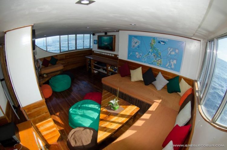 seadoors lounge | RUSHKULT