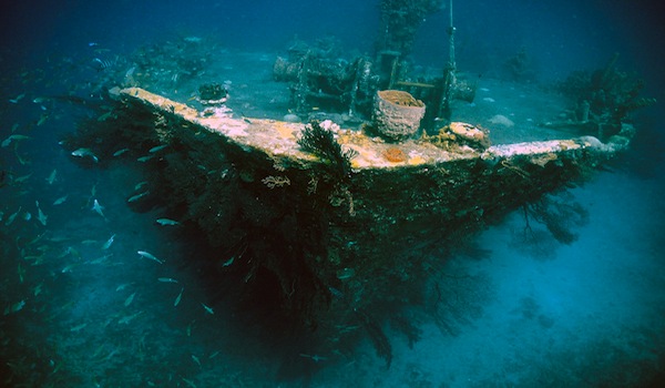 ship wreck scuba diving | RUSHKULT